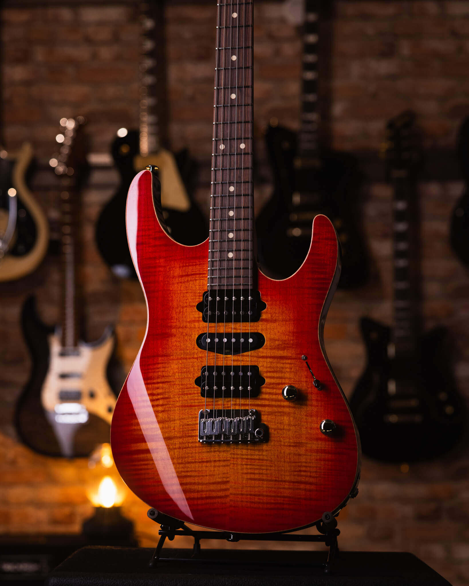 Suhr Modern Plus Fireburst - Guitarra Eléctrica | Gearhub 🌶️