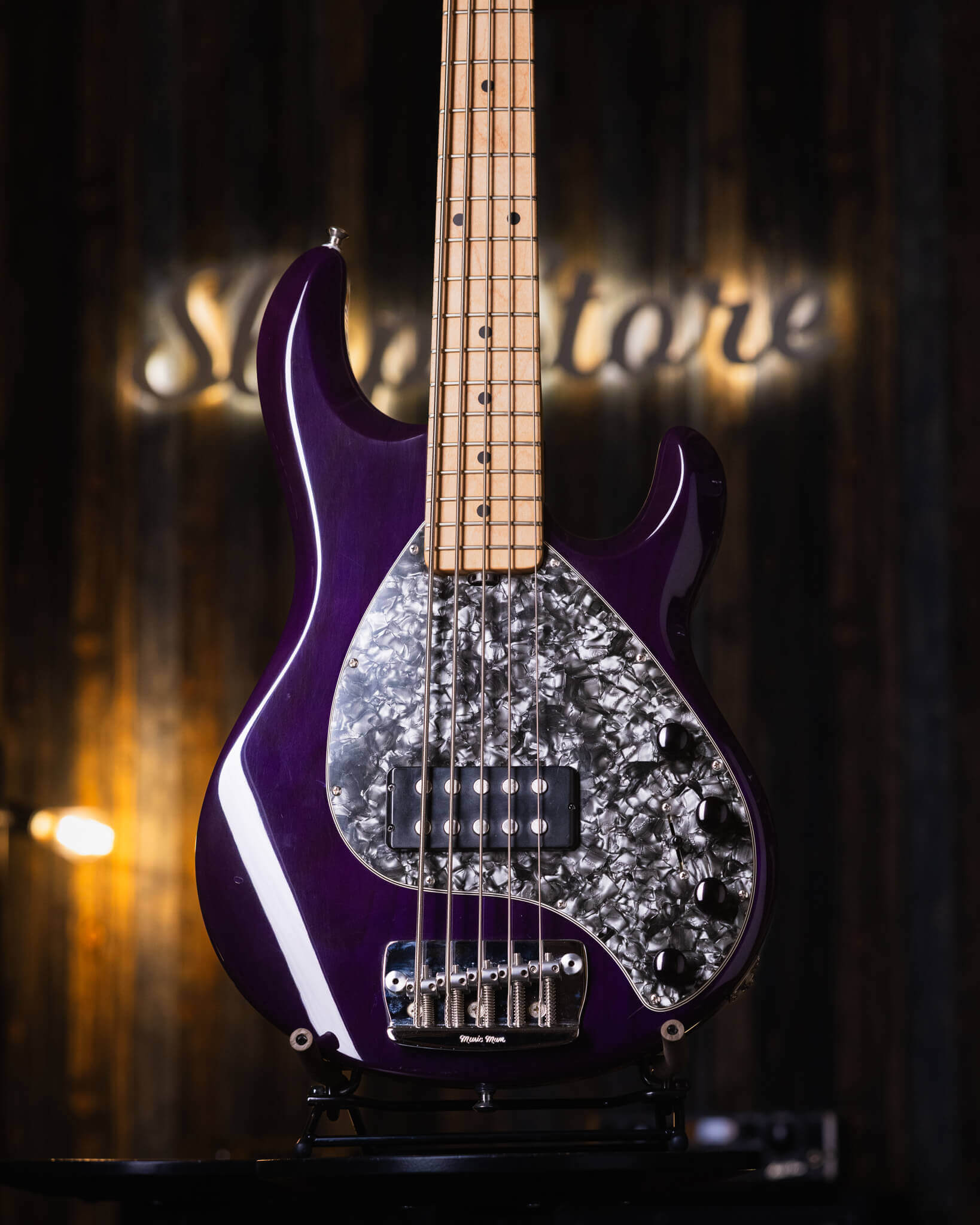 Musicman Stingray 5 Translucent Purple 2001 - Bajo Eléctrico – Gearhub