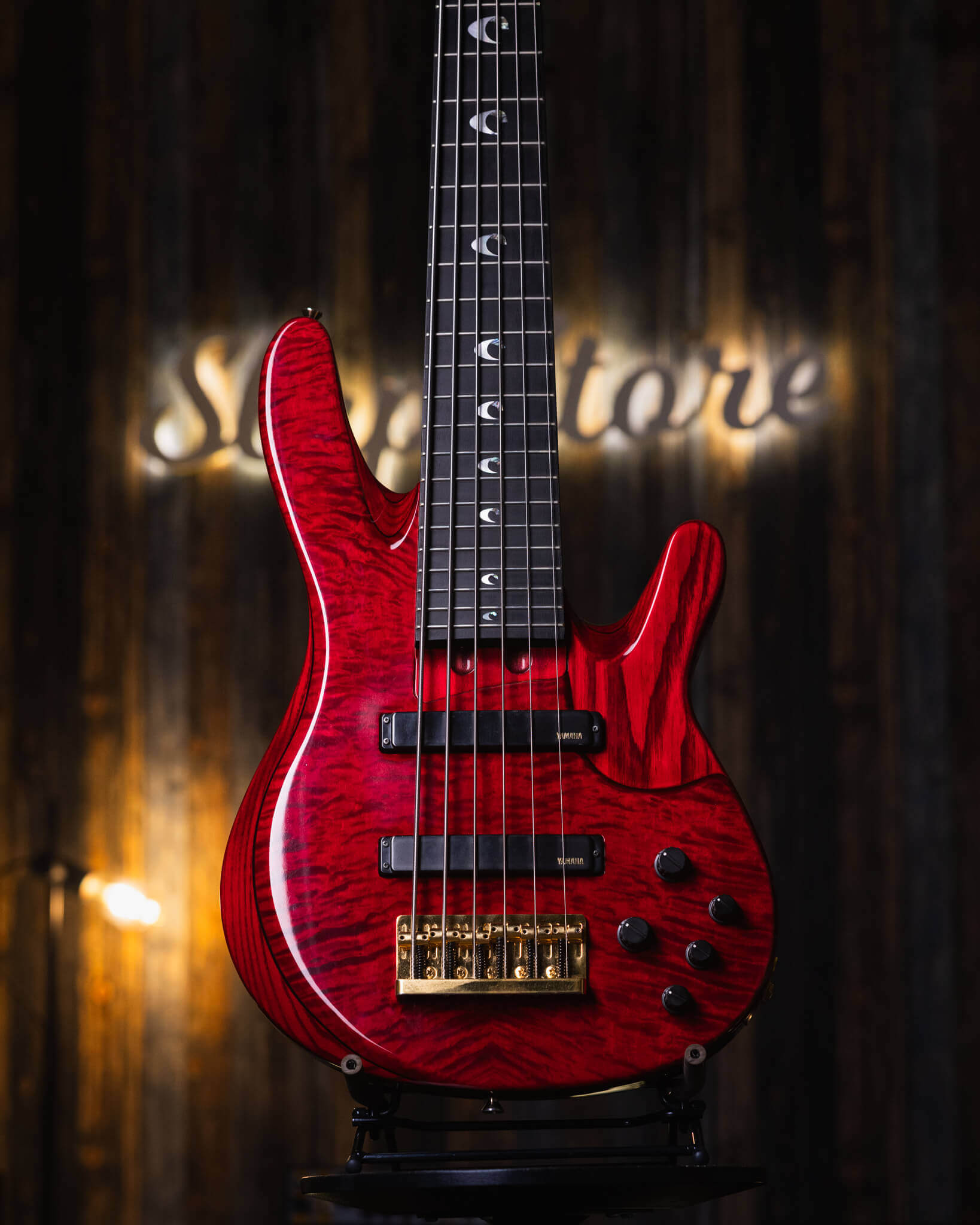 Yamaha TRB-JP2 Translucent Dark Red 2024 - Bajo Eléctrico | Gearhub 🌶️