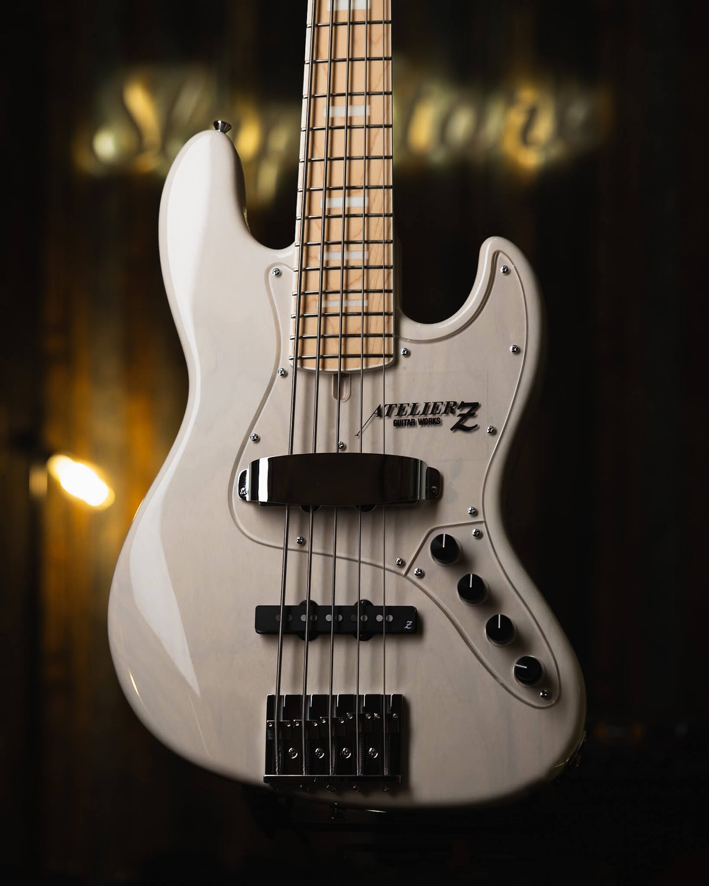 Atelier Z M265 Trans White 2024 - Bajo Eléctrico | Gearhub 🌶️
