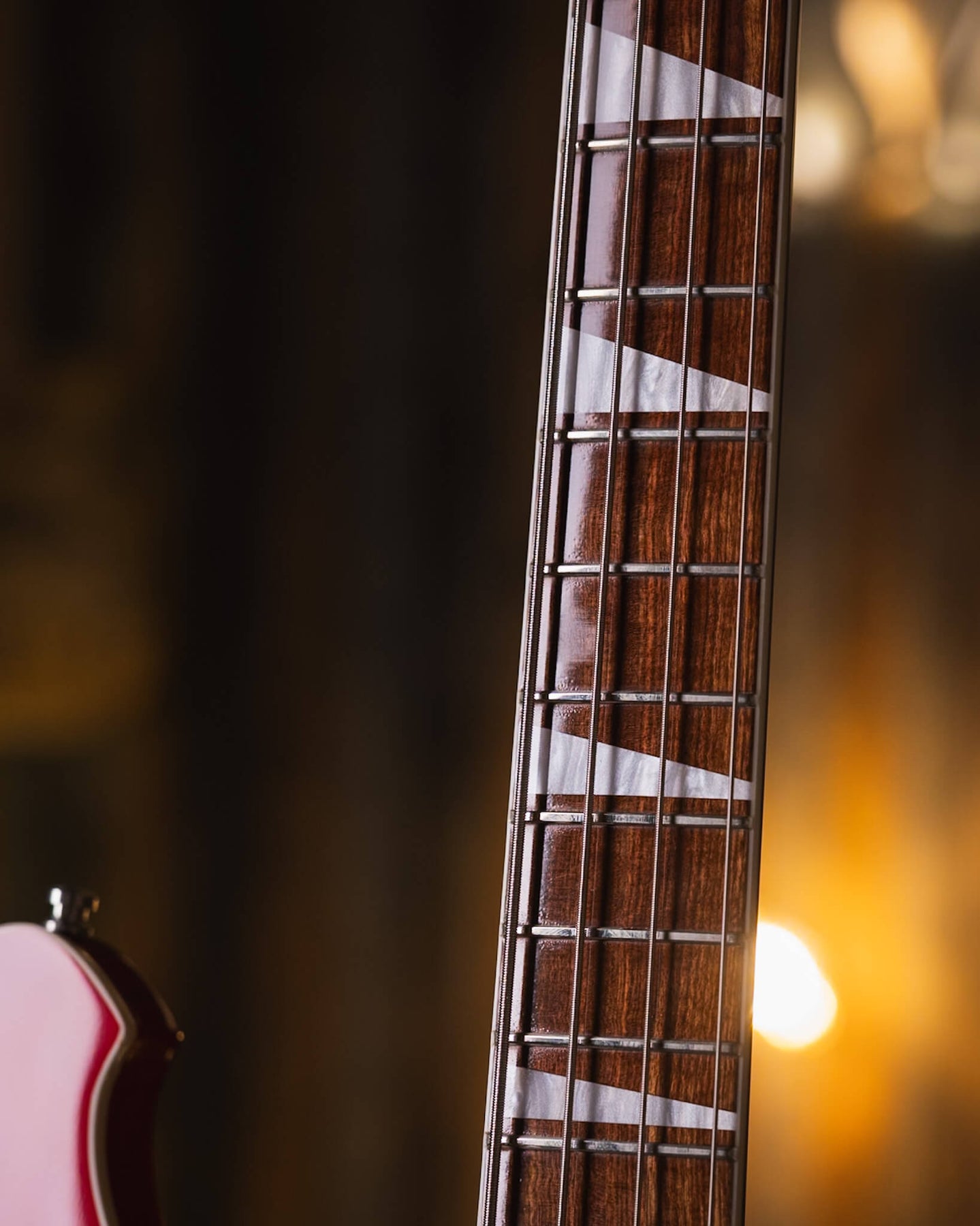 Rickenbacker 4003 Fireglo 2024 - Bajo Eléctrico | Gearhub 🌶️